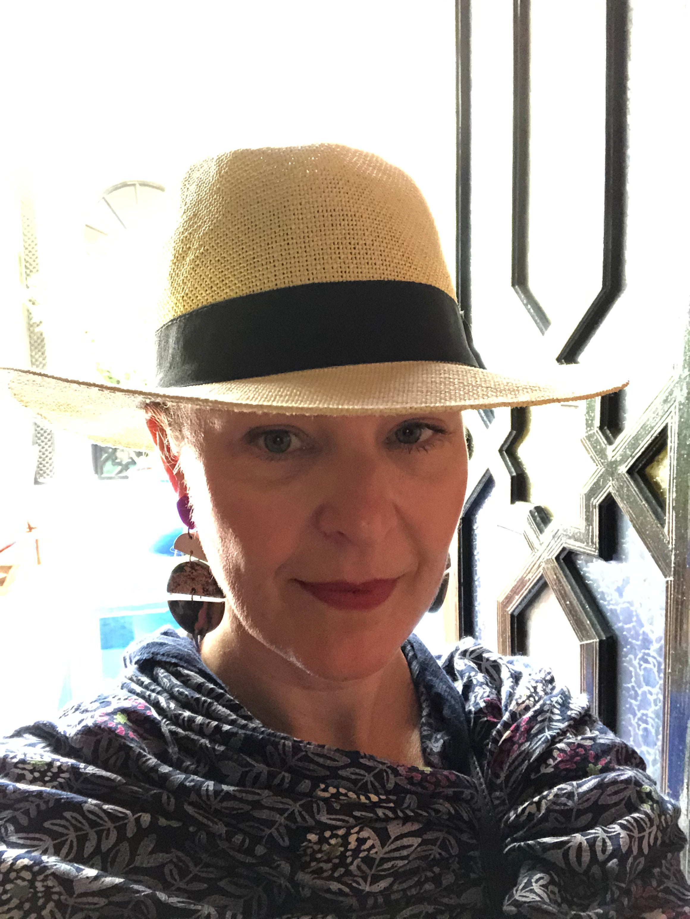 'Smithery' for unique enamelled jewellery and mixed media art.