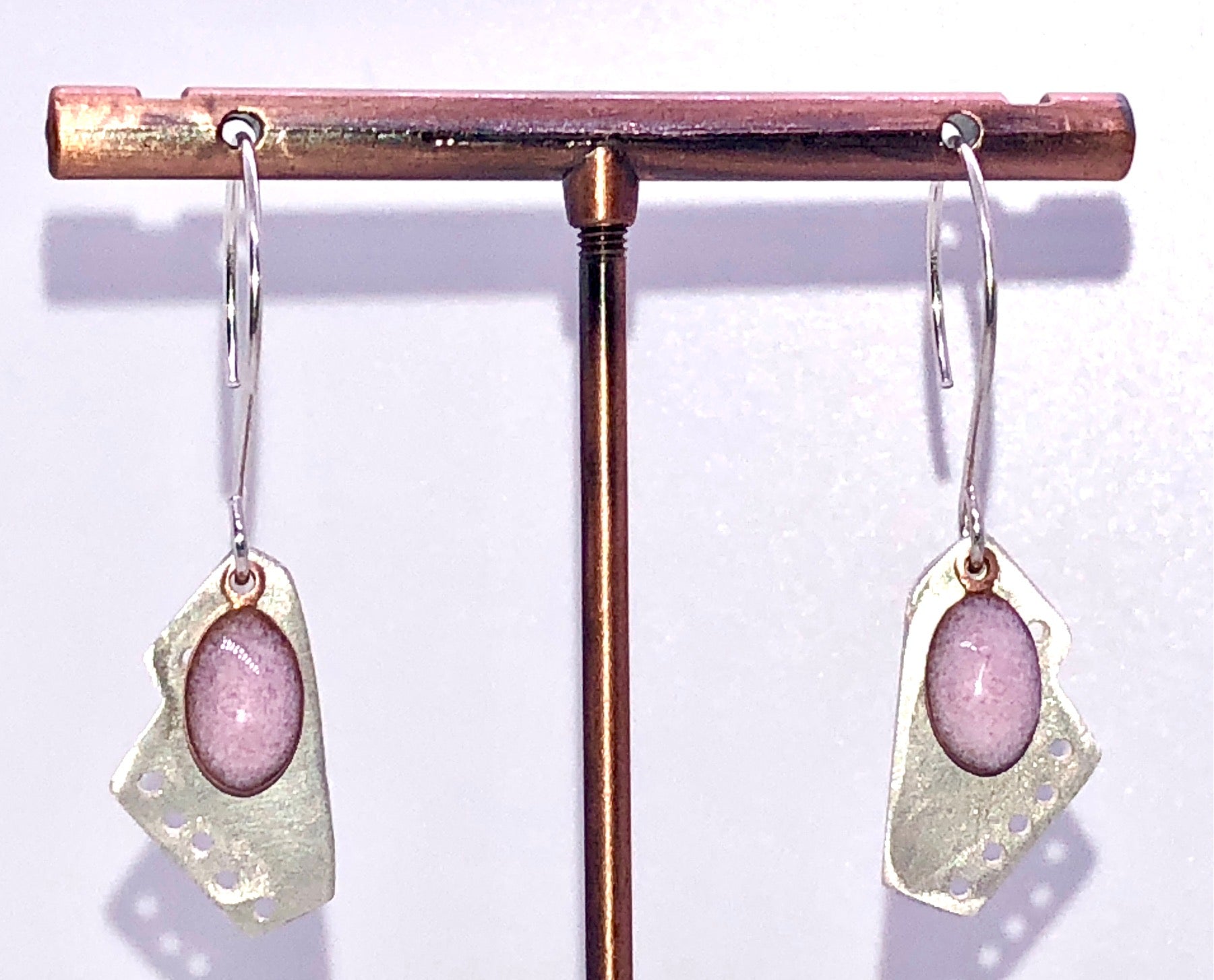 'Smithery' for unique enamelled jewellery and mixed media art.